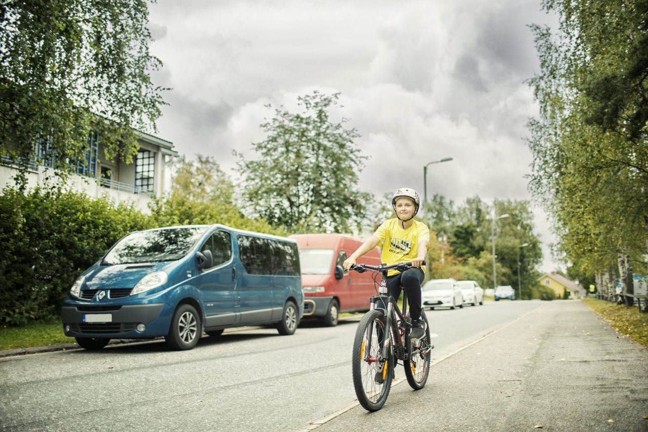 Stop-merkki ja väistämisvelvollisuus - Liikenneturva