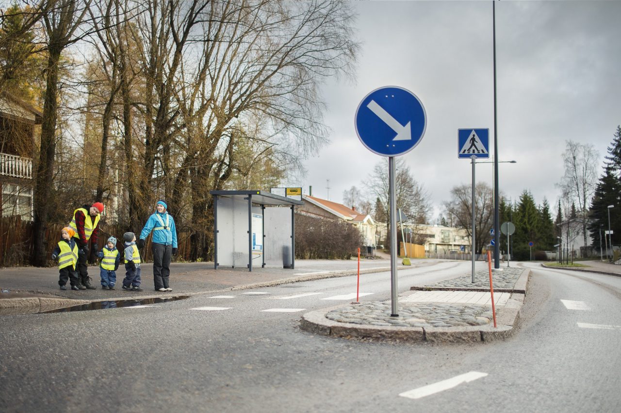 Driving tips to Finland - Finnish Road Safety Council